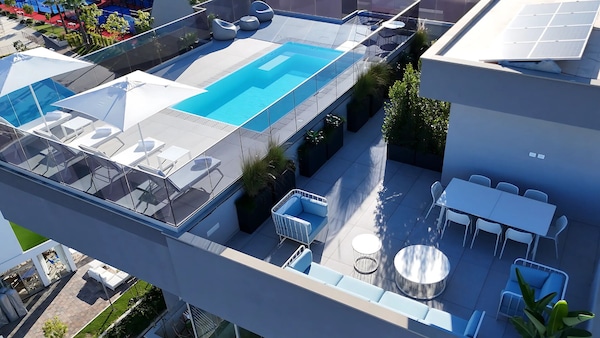 Suite Deluxe Con Piscina Riscaldata Nel Cuore Di Bari - Palese