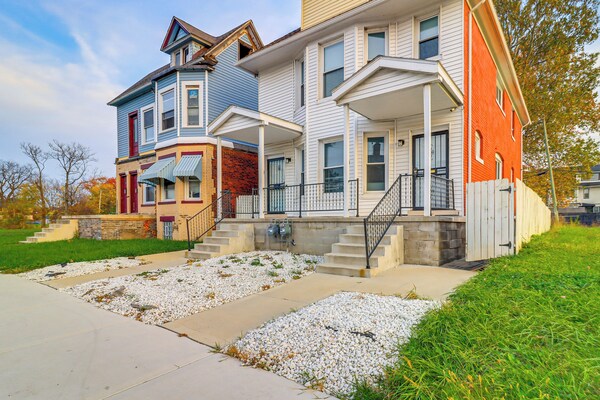 4 Mi To Dtwn: Detroit Townhome Near North End - Warren, MI