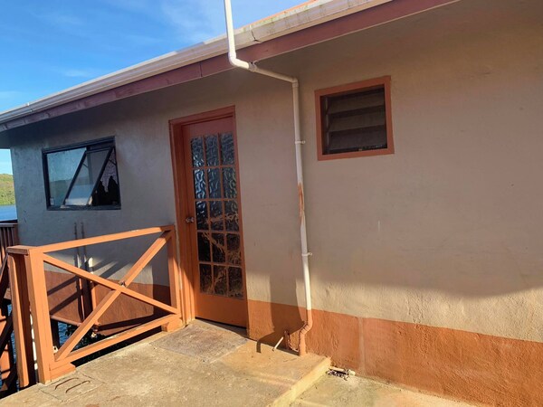 Fishing & Snorkeling At The Beach Right Next To Where You Stay, Enjoy The Breeze - Tonga