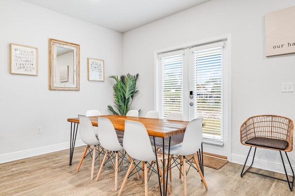 5br Gem | Walk To Beach & Pool | Golf Cart - Mexico Beach, FL