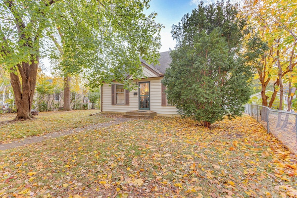 7 Mi To Downtown Minneapolis: Home W/ Fire Pit! - Prior Lake, MN