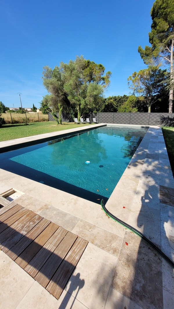 Peaceful Villa In Provence, Large Garden And Swimming Pool ( Completely Renovated ) - Orange
