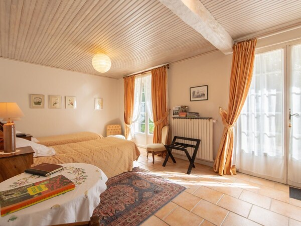 Chambres Et Suites Au Calme Avec Wifi Et Animaux Acceptés - Châteauneuf-sur-Loire