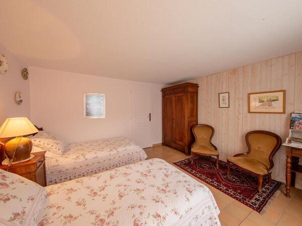 Charmante Chambre Avec Terrasse Privée Et Wifi à Saint-benoît-sur-loire - Sully-sur-Loire