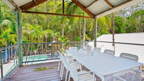 Driftwood - Rainbow Shores. Swimming Pool, Wifi, Beds Made. Gorgeous Home. - Rainbow Beach