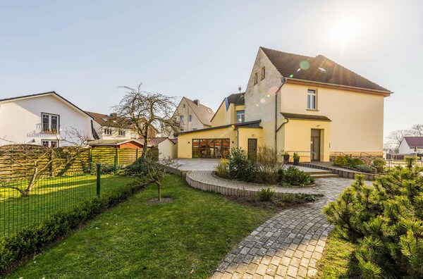 Oase Am See - Spacious Accommodation For Up To 8 People On The Müritz - Waren