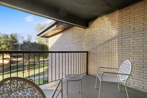 Hoff Gardens 38 - 1br\/1ba - Seasonal Pool - Lubbock, TX