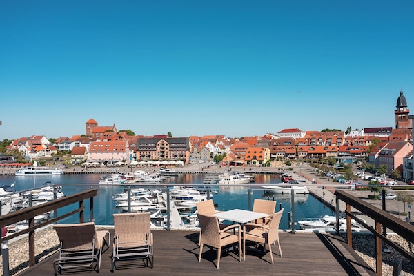 5-sterne Ferienwohnung Hafenflair Im 2. Obergeschoss Der Hafenresidenz Waren - Waren (Müritz)