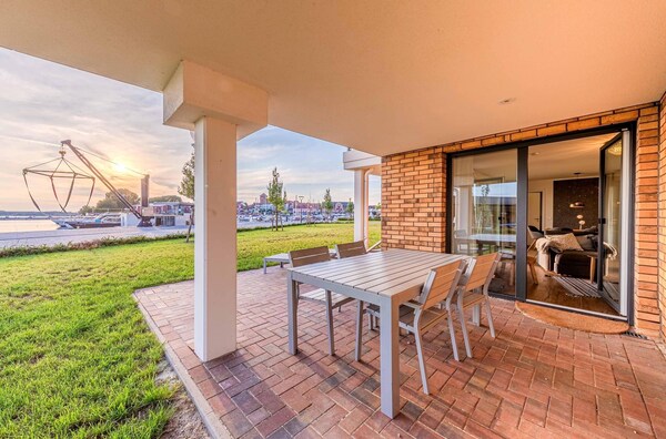 5-star Vacation Apartment "Am Lütten Meer" In The Harbor Residence Waren - Waren
