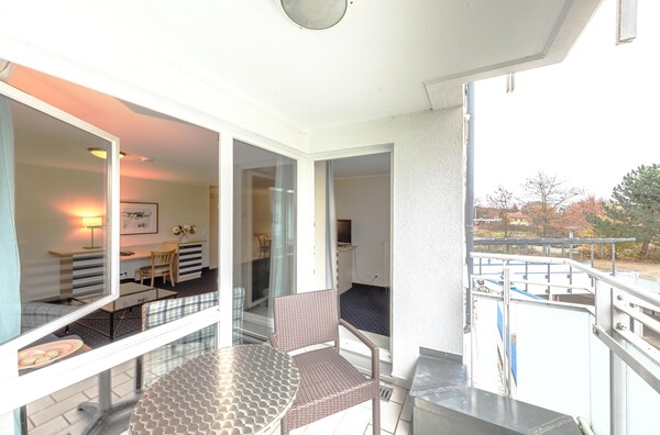 Ferienwohnung Küstenbrise An Der Seebrücke Zingst Mit Balkon - Zingst