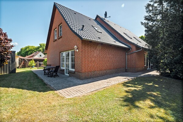 Entspannender Familienurlaub Im Landhus  Ihr Zuhause Am See! - Alt Schwerin