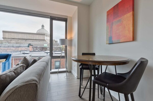 Modern Apartment Back Bay - Quincy