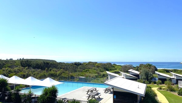 Ocean Mist At Caves Beach Villas - Belmont