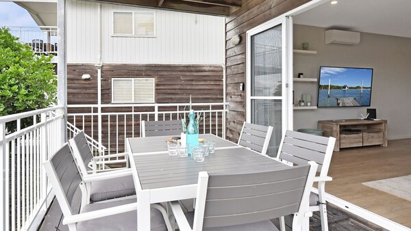 Bluewater Bliss At Caves Beach Villas - Newcastle