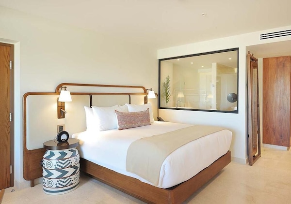 Double Room - Cabo San Lucas