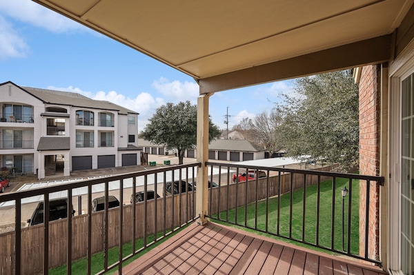 Cozy 1-bedroom Apartment In Enchanting Plano With Wifi, Fitness Room - プレイノ, TX