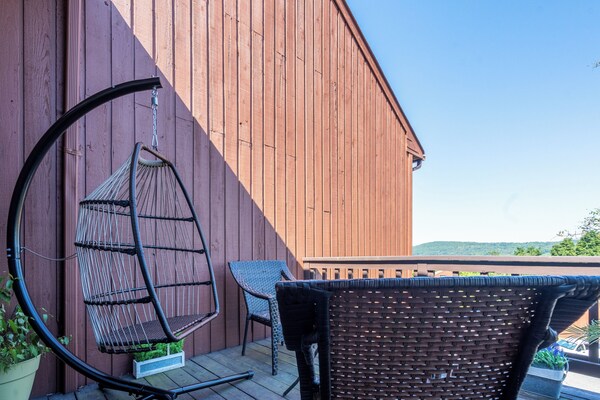 Vernon's Cozy 3br Loft Condo Cabin W/views - Hamburg, NJ