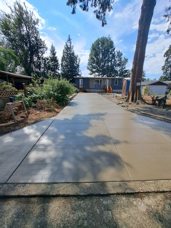 Enjoy Beautiful Sunsets On The Willamette River In A Rural Setting - Springfield, OR