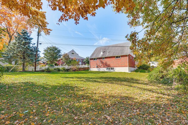 5 Mi To Downtown Baltimore: Quiet Home W/ Porch - Kingsville, MD