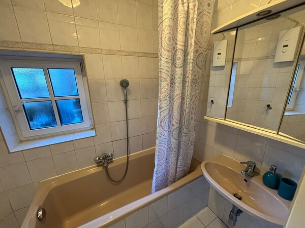 Thealpsappart Top 2 - Charming Newly Renovated Apartment With Wifi In Bad Ischl - Bad Ischl