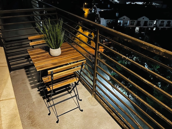 Charming 1-bedroom Apartment With Views - Trinity Groves - Dallas