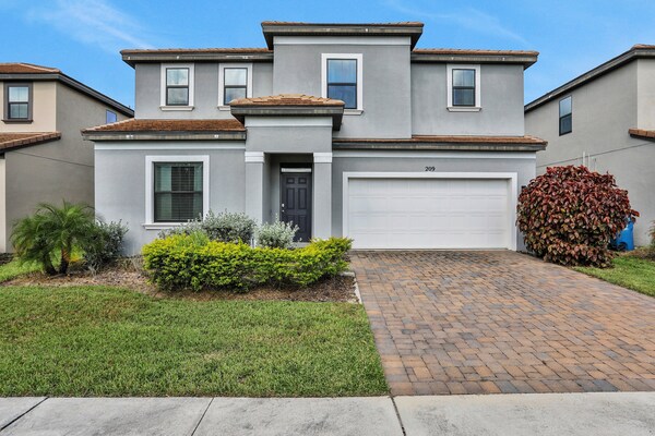 209mcv - Balmoral Resort, A Spacious 4-bedroom Retreat In Haines City, With Game Room - Winter Haven, FL