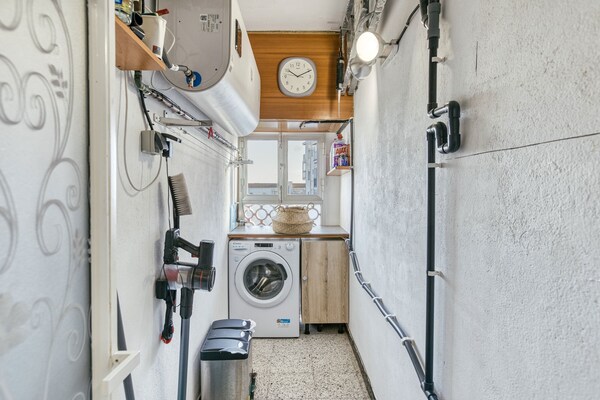 Appartement 'Apartamento En L'escala' Avec Vue Sur La Mer, Wi-fi Et Climatisation - L'Escala