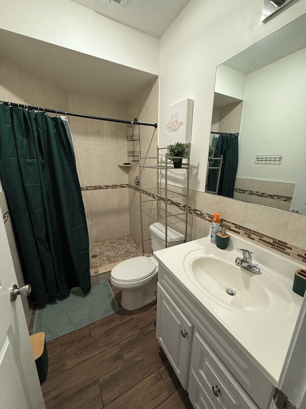 Charming Studio Downtown Elizabeth - Staten Island, NY