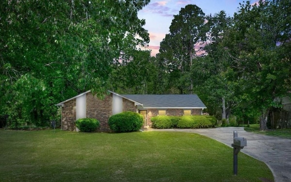 3-bedroom House In Nice Atlanta With Wifi, Ac - Aéroport Hartsfield-Jackson d'Atlanta (ATL)