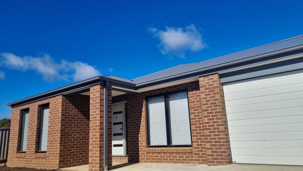 La Maison Neuve -  Craft Retreat - Creswick