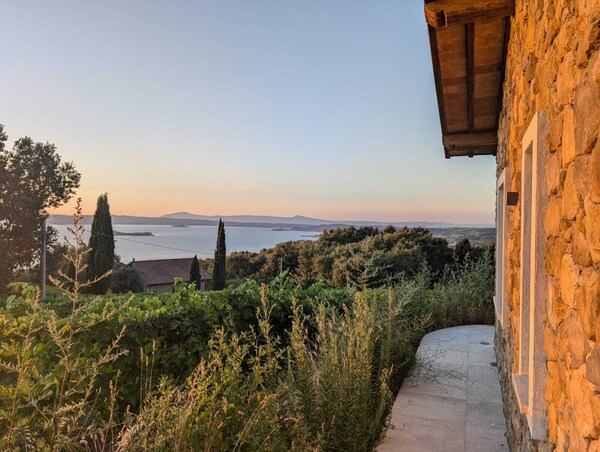 Peaceful Getaway In The Italian Countryside, Surrounded By Vineyards - Capodimonte