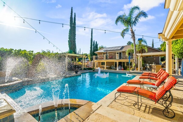 4br Home Resort W\/games\/slide\/oasis - Santa Clarita, CA