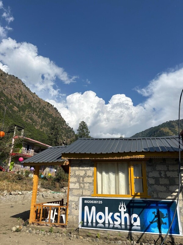 Moksha Cafe & Cottages: Your Peaceful Escape With Stunning Kasol Views!" 2 - Mandi