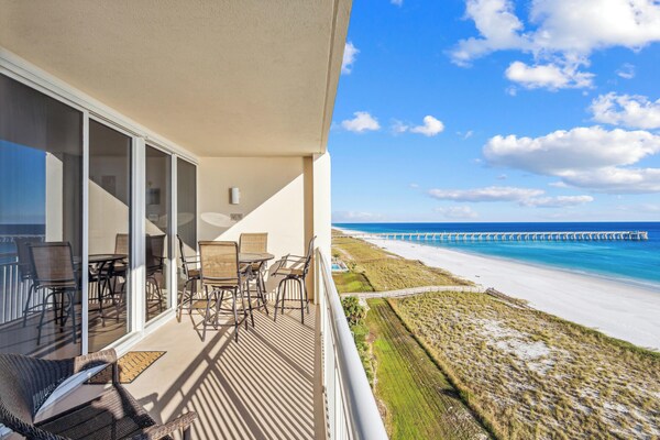 Upscale Gulf Front Condo W/ Stunning Beach Views At The Pearl Of Navarre! - Navarre Beach, FL