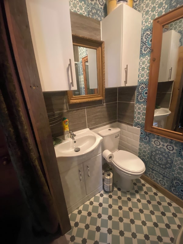 Cosy Boutique Style Space.  Close To Country Pub. Direct Bus Route To Liverpool. - Cheshire