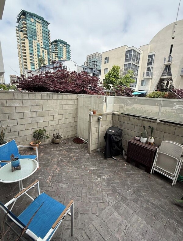 Gaslamp Loft - Charming 2-bedroom Condo With Wifi, Ac In Delightful San Diego - Coronado, CA