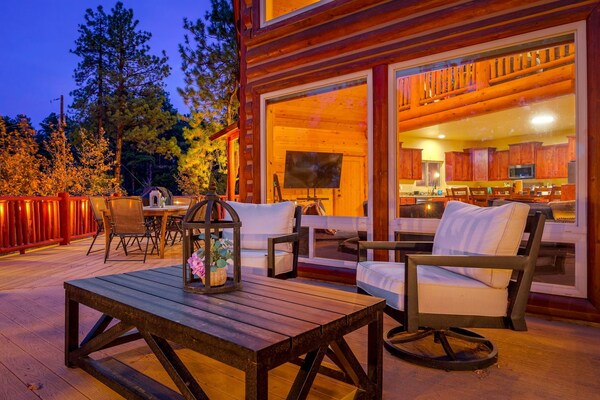 Woodland Lake Retreat Sleeps 30! Ac, Wifi, Wrap Around Deck, Arcade & More! - Pinetop-Lakeside, AZ