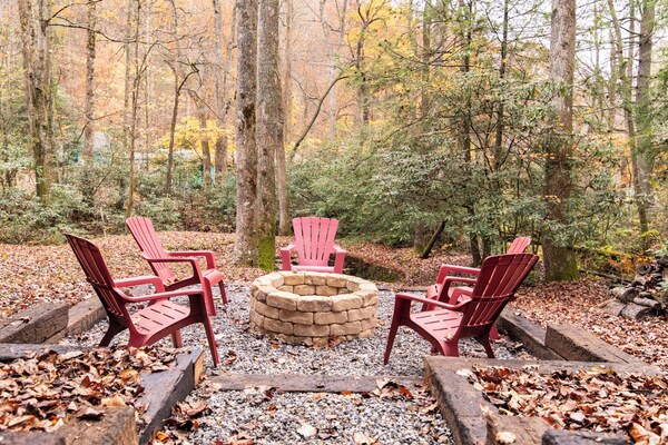 Peaceful Cabin In The Mountains - Dog-friendly, Near The Appalachian Trail! - Suches, GA