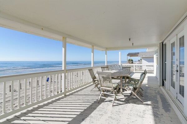 Oceanfront Home W/ Deck & Views In Galveston! - Galveston