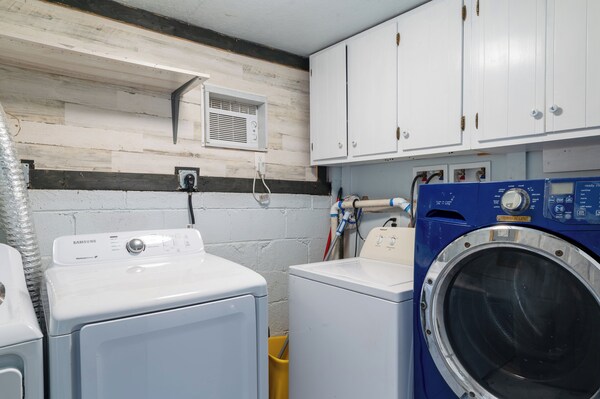 You Will Be Staying In One Of The Most Central Areas Of Atlanta . - Atlanta, GA