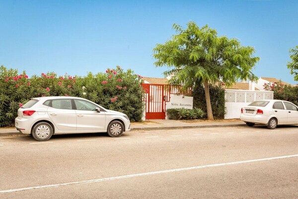 Relax In Our Luxury Home | Terrace, Pool & Parking - Sotogrande