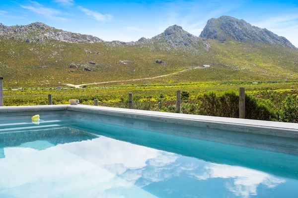 Rock Jumper Country House - Rooi-Els