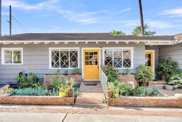 Charming Guest House In Riverside Near Ucr, Mission Inn And Downtown - Riverside, CA