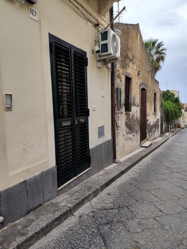 The House On Marzulli Street - Acireale