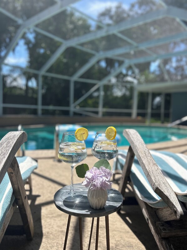 Casita Luna - Sunny Boho Retreat With A Pool - Port St. Lucie, FL