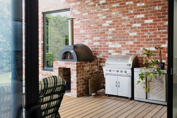 Greenview Luxe - Sleeps 7 - Pet Friendly - Firepit - Point Lonsdale