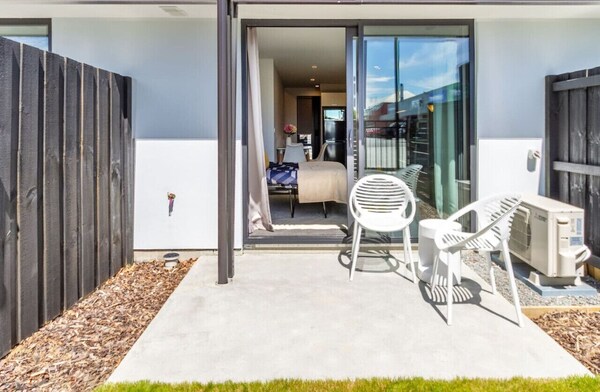 Central City Home With Carpark Sleeps 5 - Christchurch