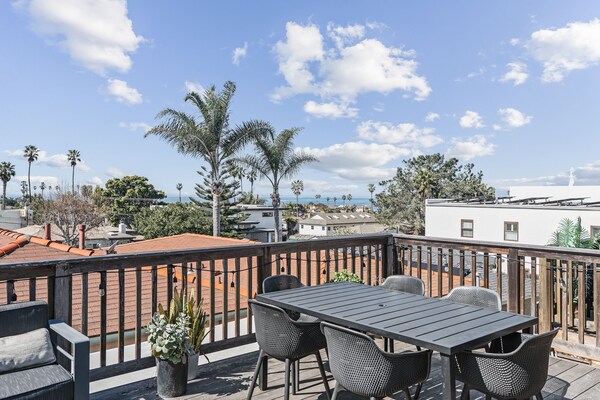 The Driftwood. Oceanfront Retreat By Sunset Cliffs - San Diego, CA