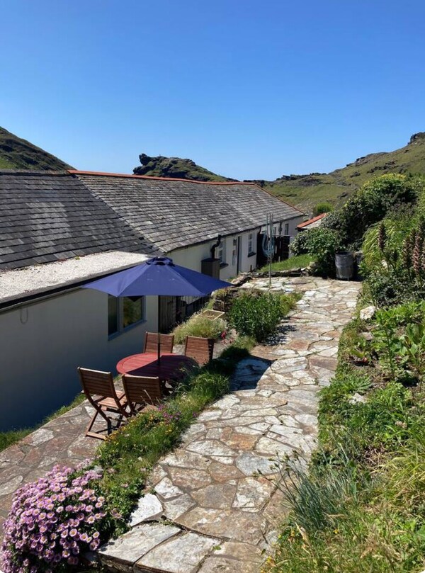 Dinham Cottage - Cornish Cottage In Boscastle Harbour - Crackington Haven