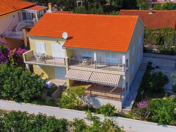 Beautiful Holiday Apartment Very Close To The Sea! - Trpanj